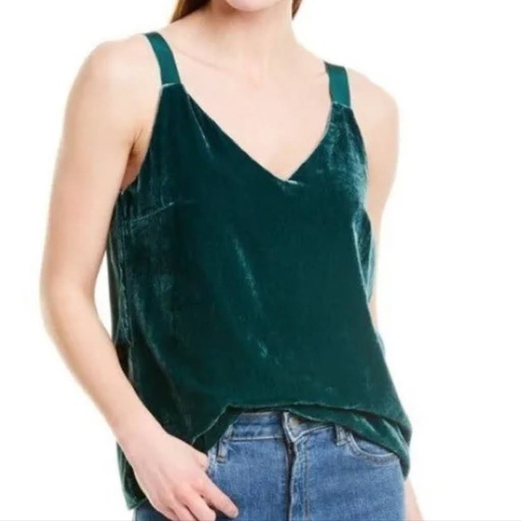 J. Crew | Tops | J Crew Emerald Green Crushed Velvet Holiday Tank Top ...
